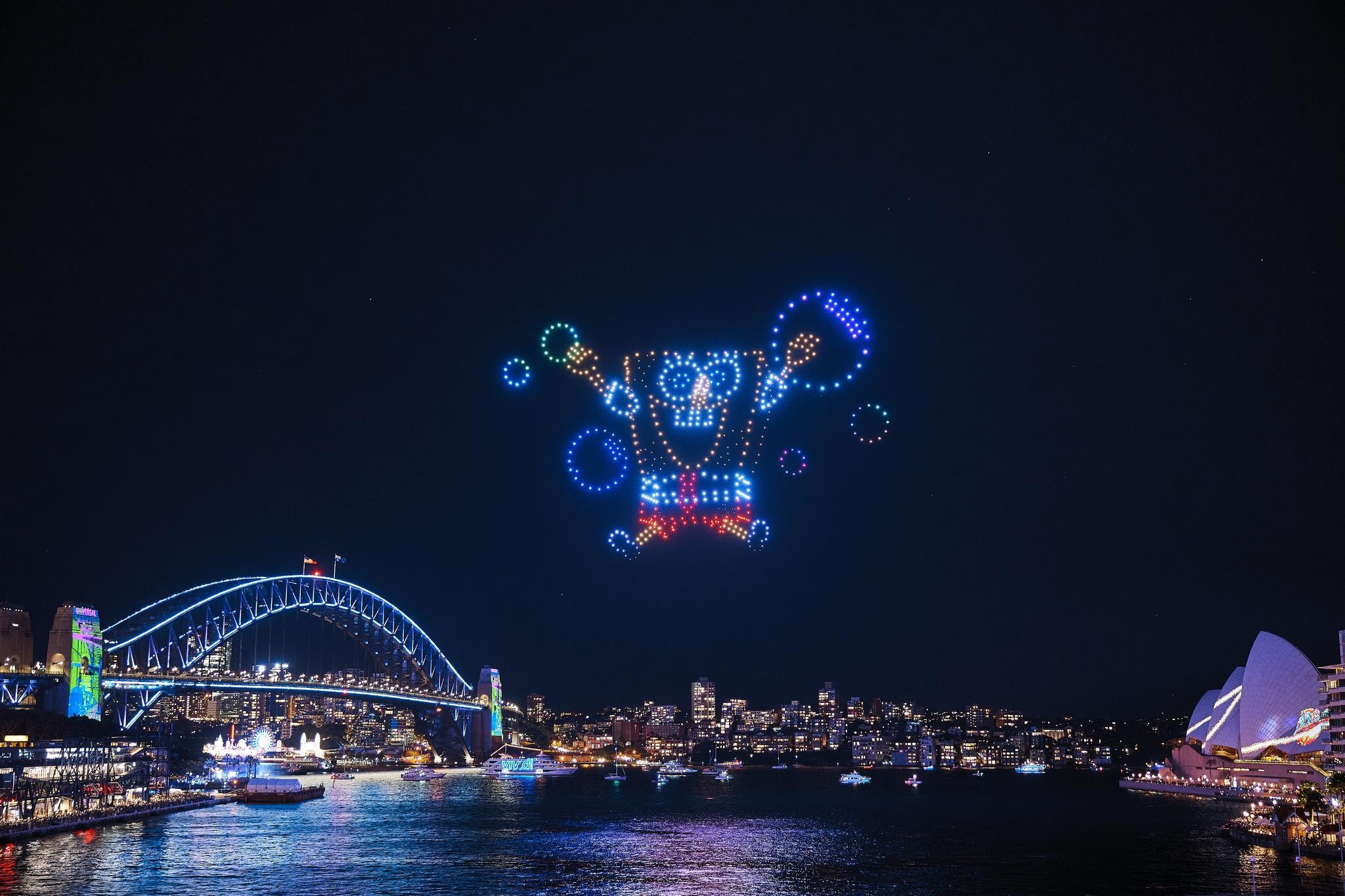 Paramount+ Takes To The Skies | Campaign | THE WORK