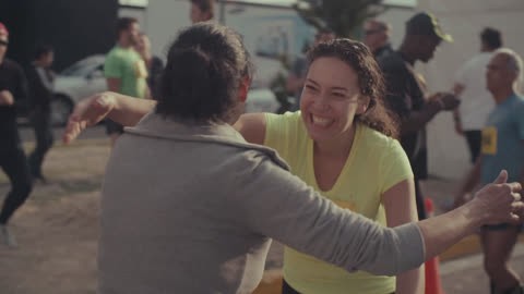 WHAT IF EVERYBODY RAN? | Campaign | THE WORK