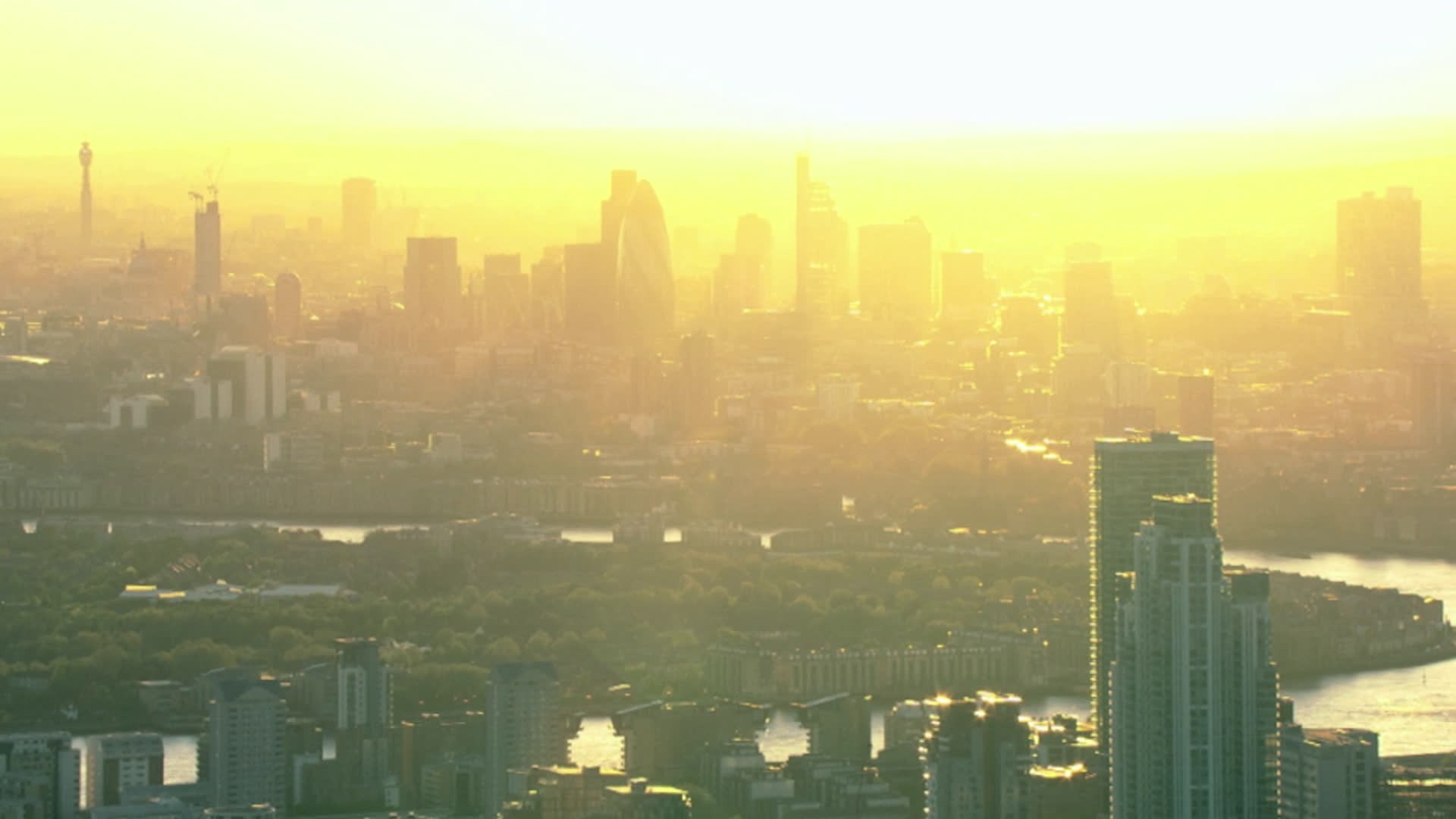 THE EVER-CHANGING LOGO | Campaign | THE WORK